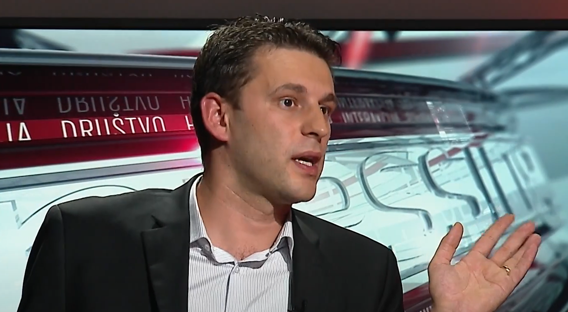 Božo Petrov: ''Postoji samo jedan izbor : možeš birati HDZ ili MOST ...