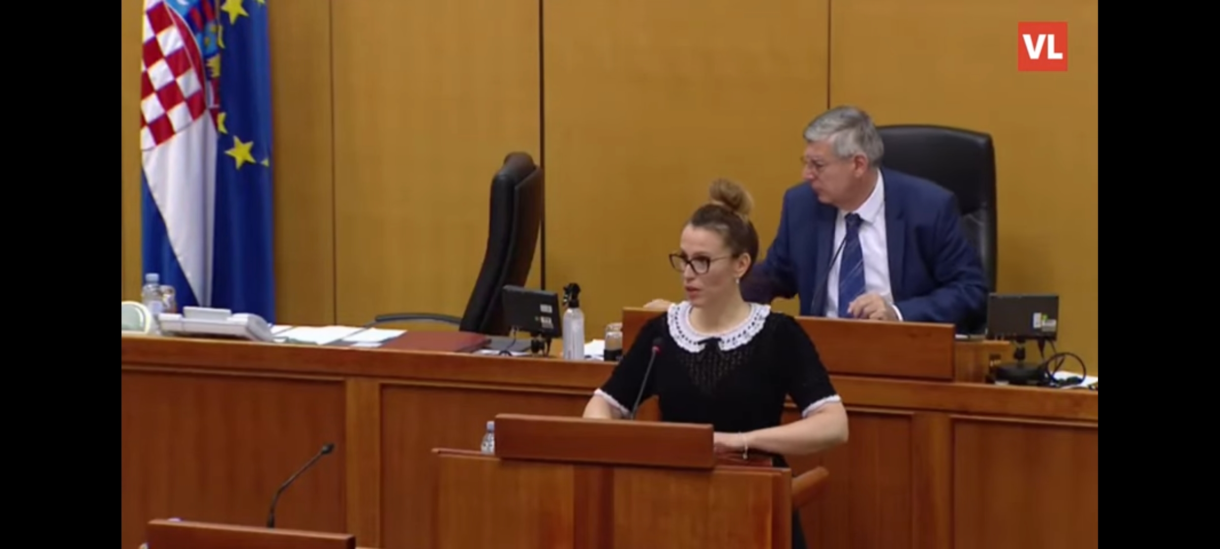 Novinar ju je rasturio. Najveći PR Mostu su ove dvije minute. Jadan ...